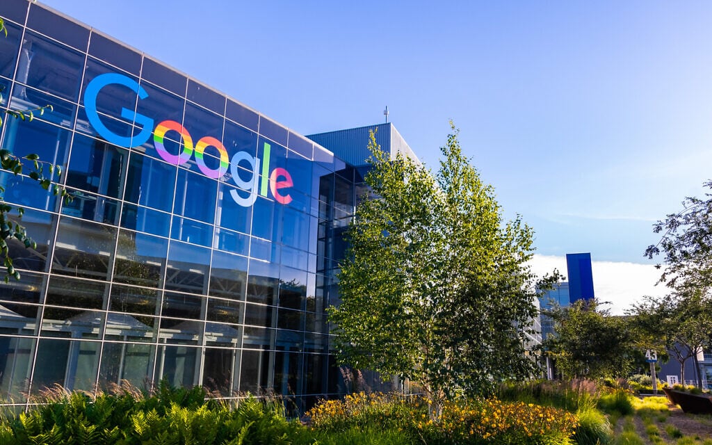 US charges 3 Silicon Valley engineers with sending Google trade secrets ...