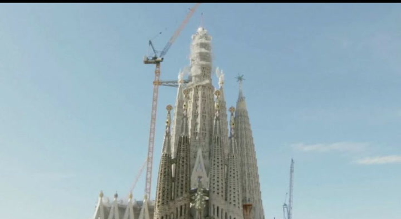 Sagrada Familia, ora è la chiesa più alta del mondo
