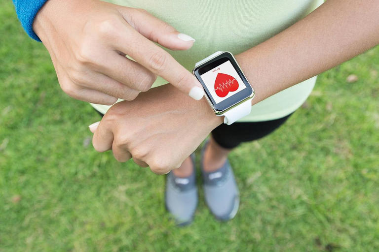 Smartphone apps, wearables boost activity in people with cardiovascular ...