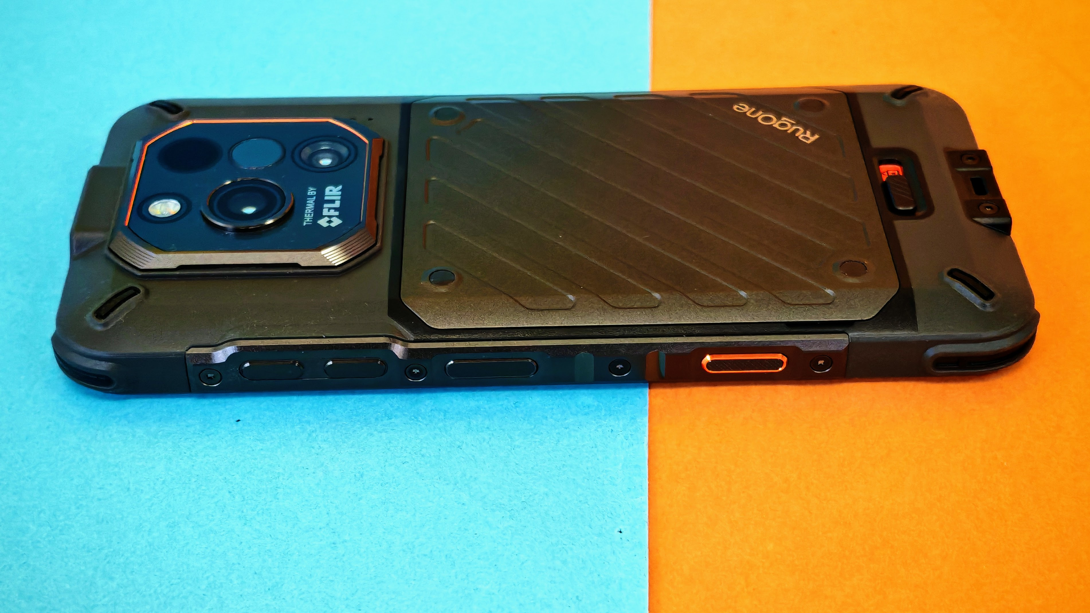 Top 10: Das beste Outdoor-Handy im Test – robust, mit Beamer ...