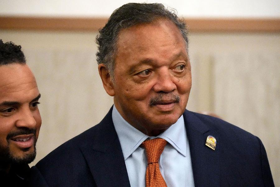 Obama, Clintons, and Bidens to attend Rev. Jesse Jackson’s public ...