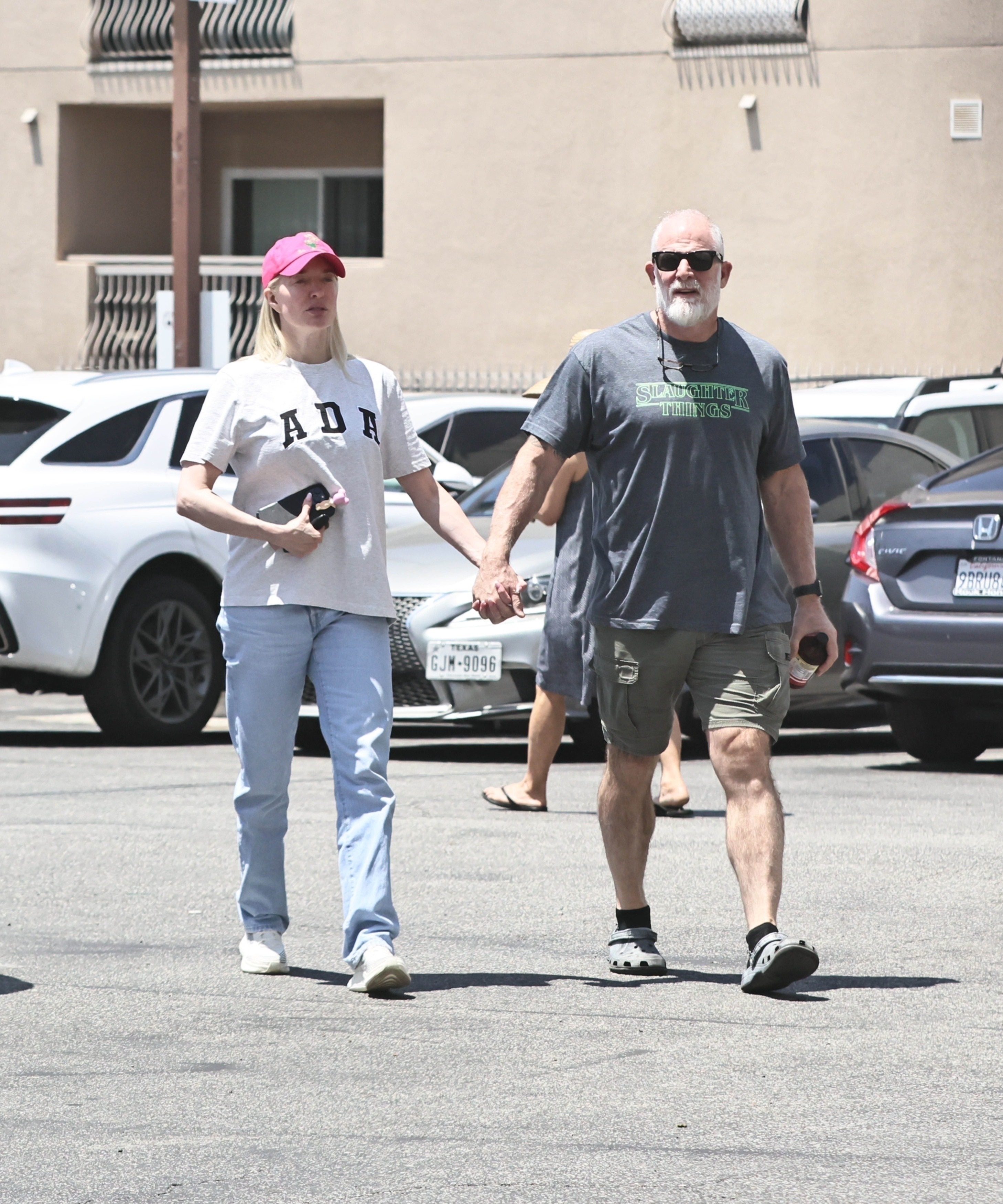 'RHOBH' star Erika Jayne reveals she was in an abusive relationship ...