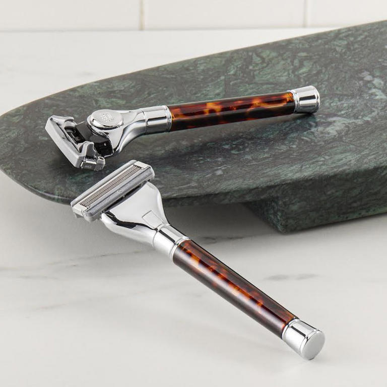 This £20 razor promises a barbershop shave at home – and it looks the ...