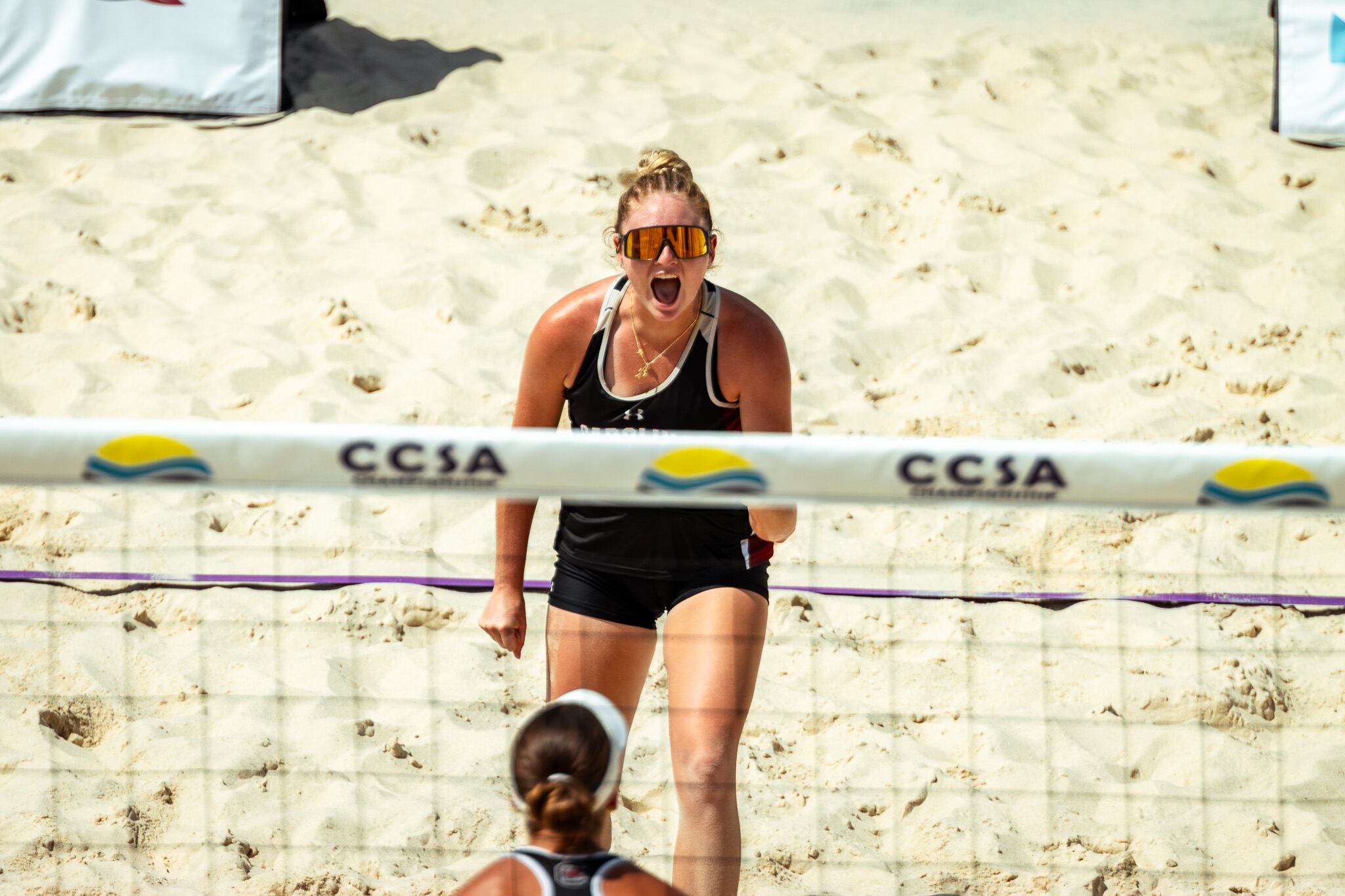 Gamecocks beach volleyball upsets No. 17 North Florida in season opener