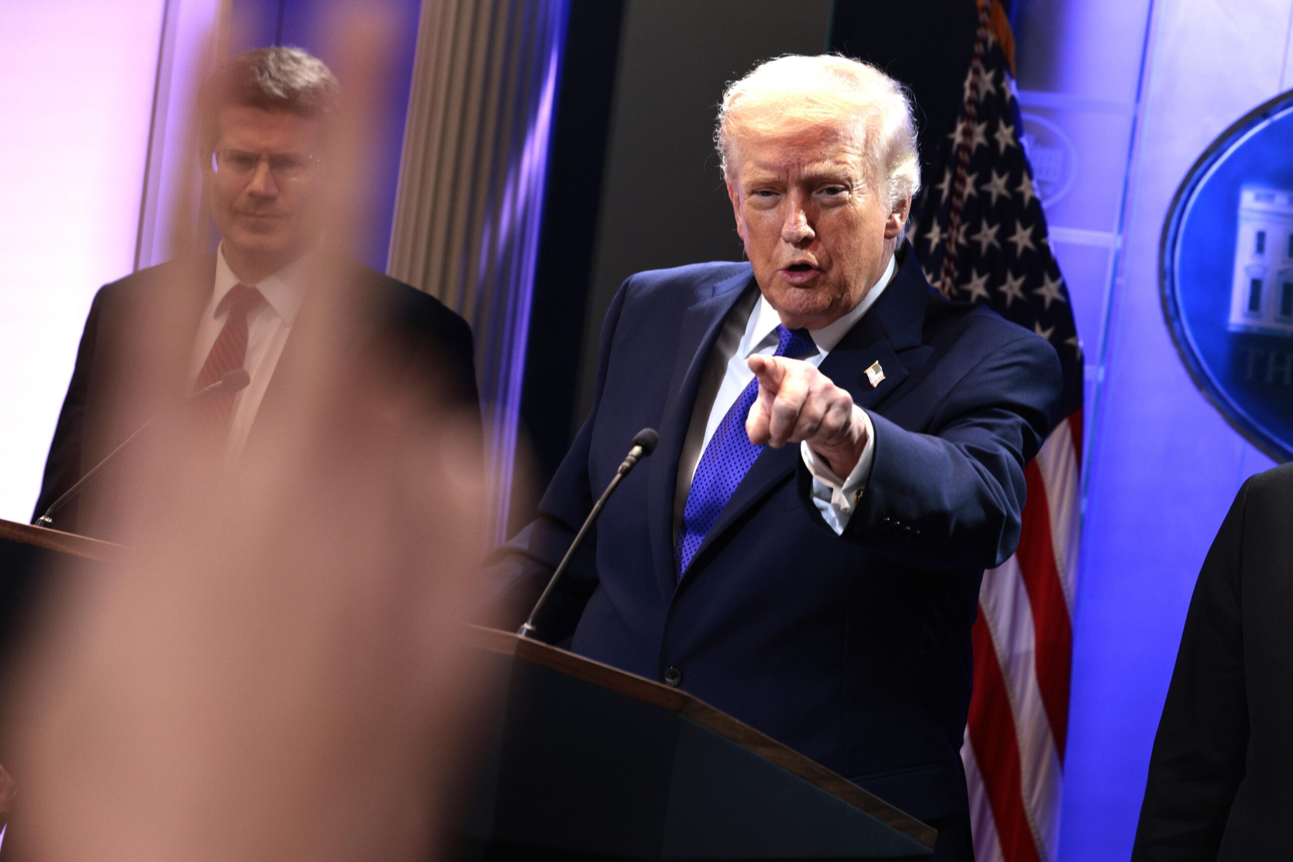 La Corte Suprema boccia i dazi USA, ma Trump sfida i giudici: «Non mi ...