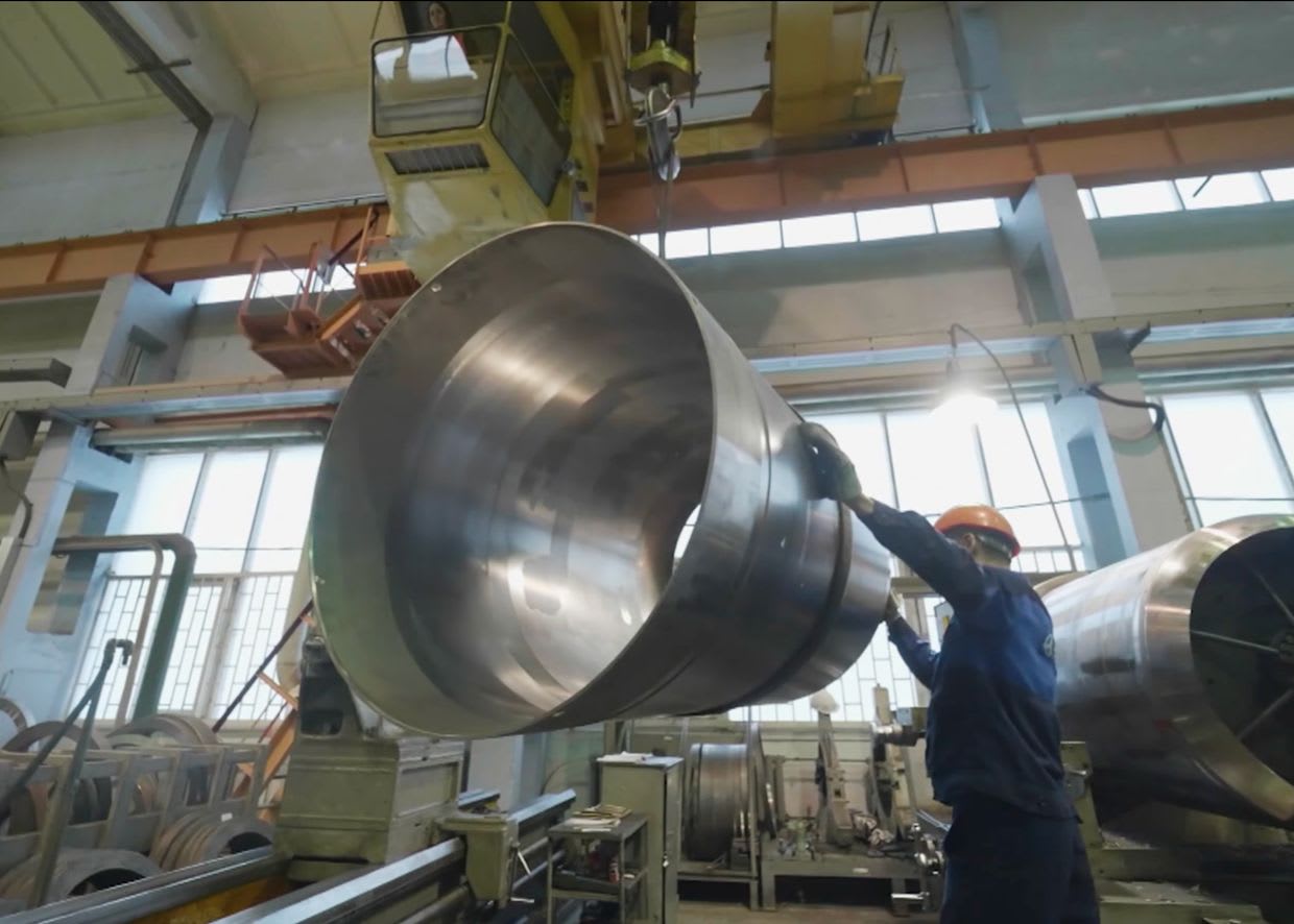Drone hits Russian ballistic missile factory over 1,300 km from Ukraine ...
