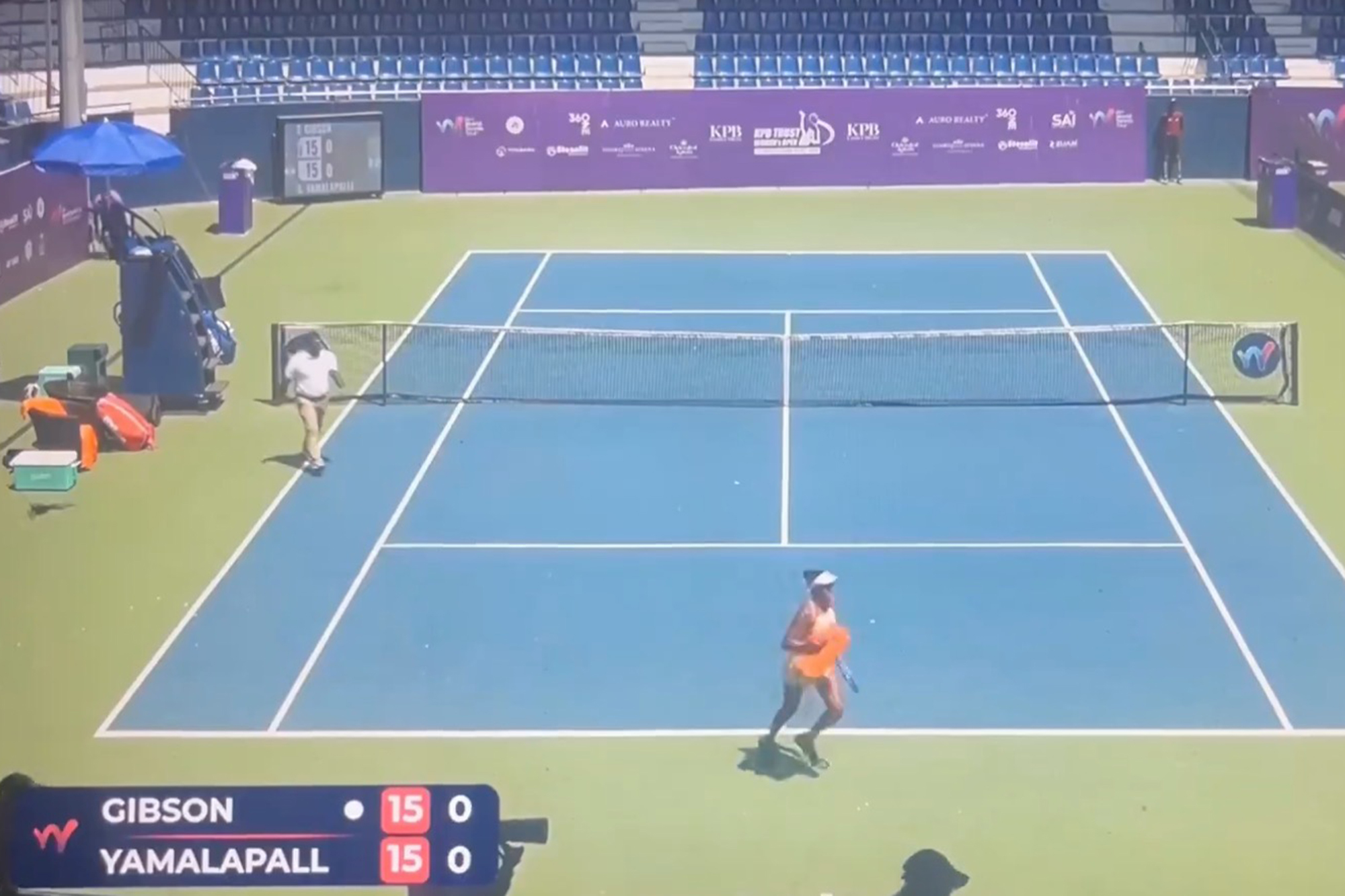 Tennis players run for cover after bees invade stadium in chaotic scene