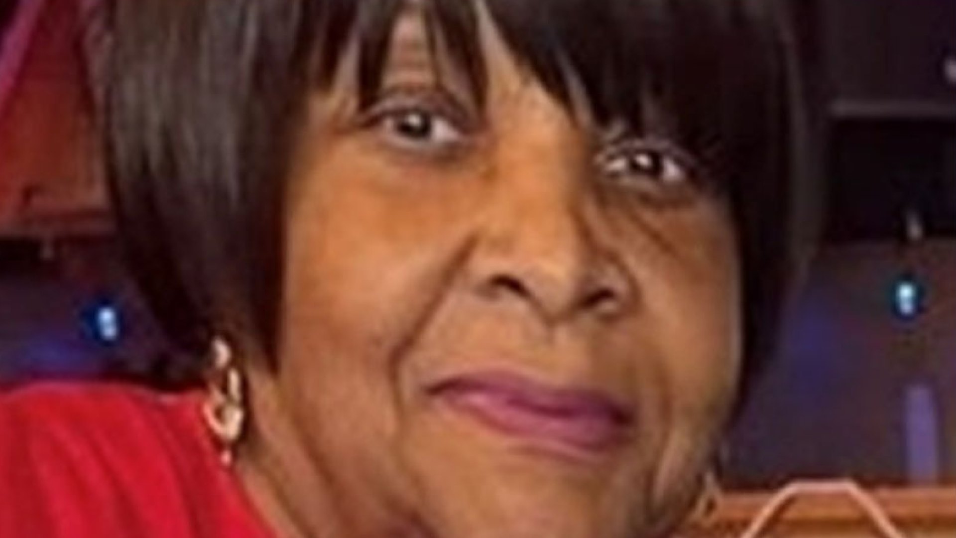 Navy veteran missing in Florida, says son who suspects she was 'scammed'