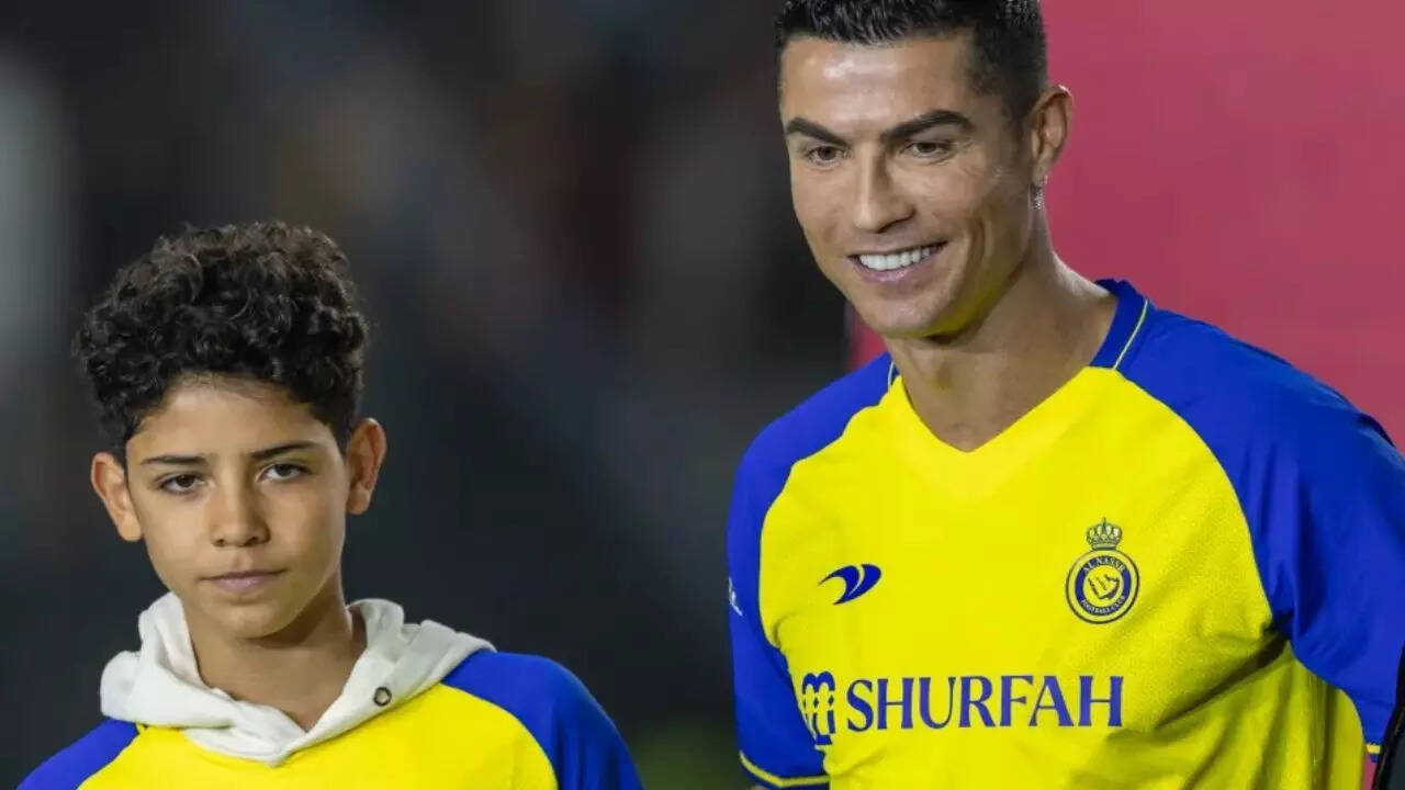 How tall is Cristiano Ronaldo Jr. now? CR7's son's height has everyone ...