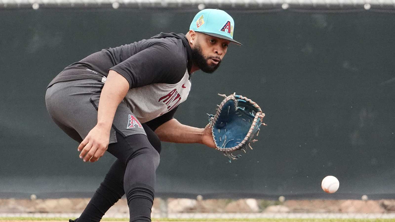 Diamondbacks’ Carlos Santana gets 'bummer' injury update after setback