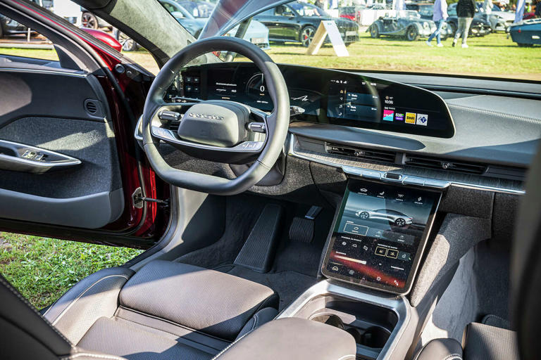 Bay Area carmaker, down billions in value, lays off hundreds more workers