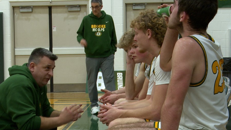Brooke defeats Weir in basketball showdown