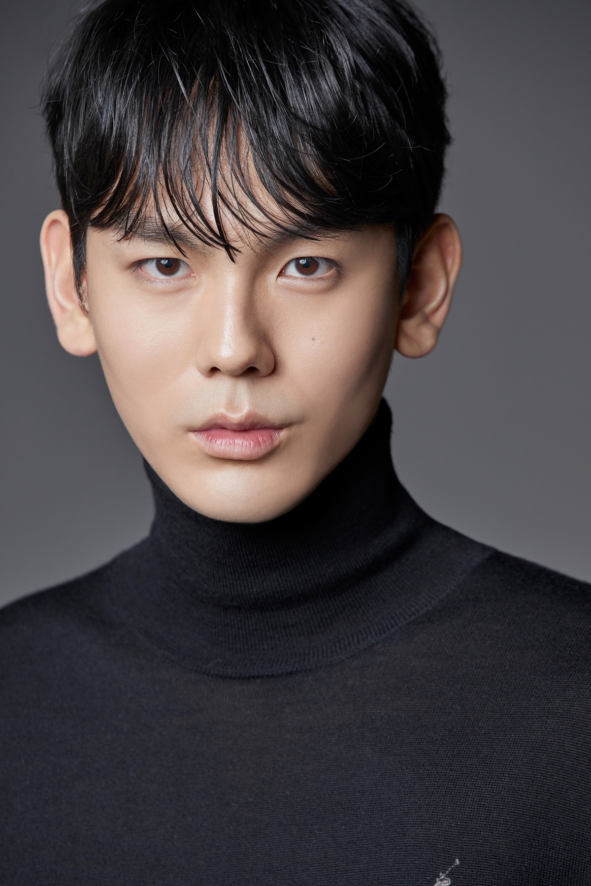 Actor Min Seon-hong changes stage name to 'Jeong I-chan'... appears as ...