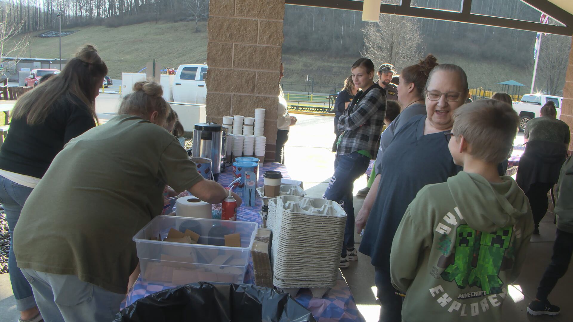 Doddridge County Elementary School hosts hot cocoa & cookies stand ...