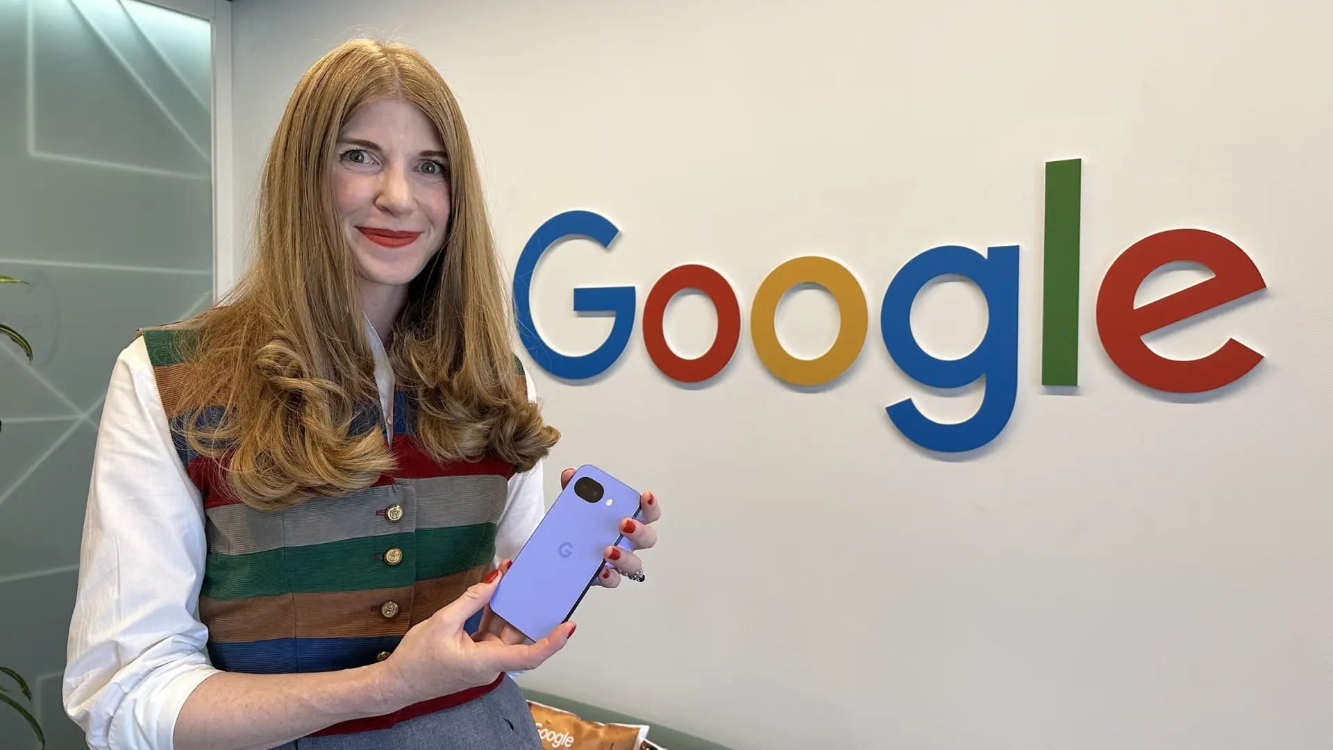 Toni Urban (Google), sobre el Pixel 10a: "Es un móvil muy asequible ...