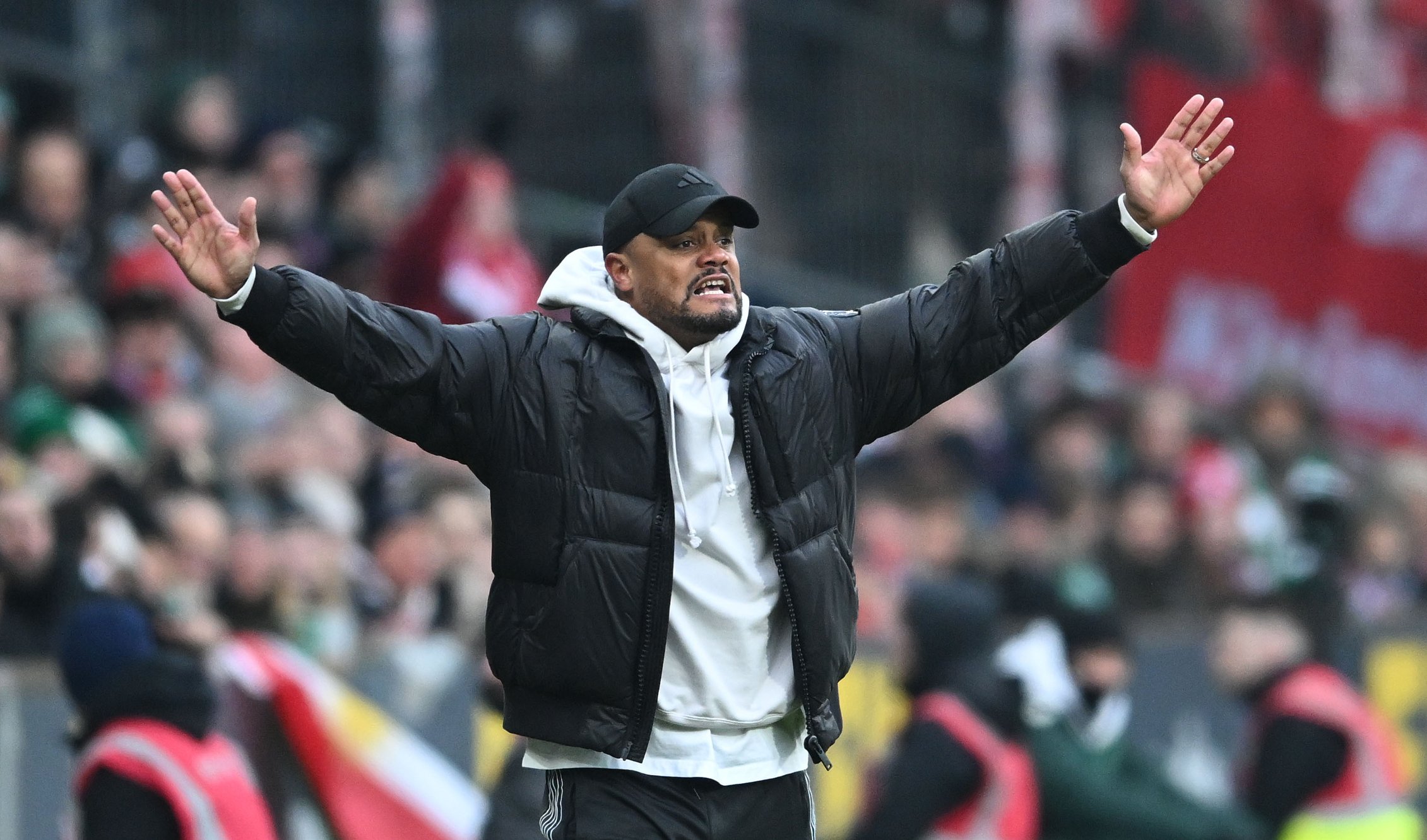 Bayern-trener Kompany angriper Mourinho: – En stor feil