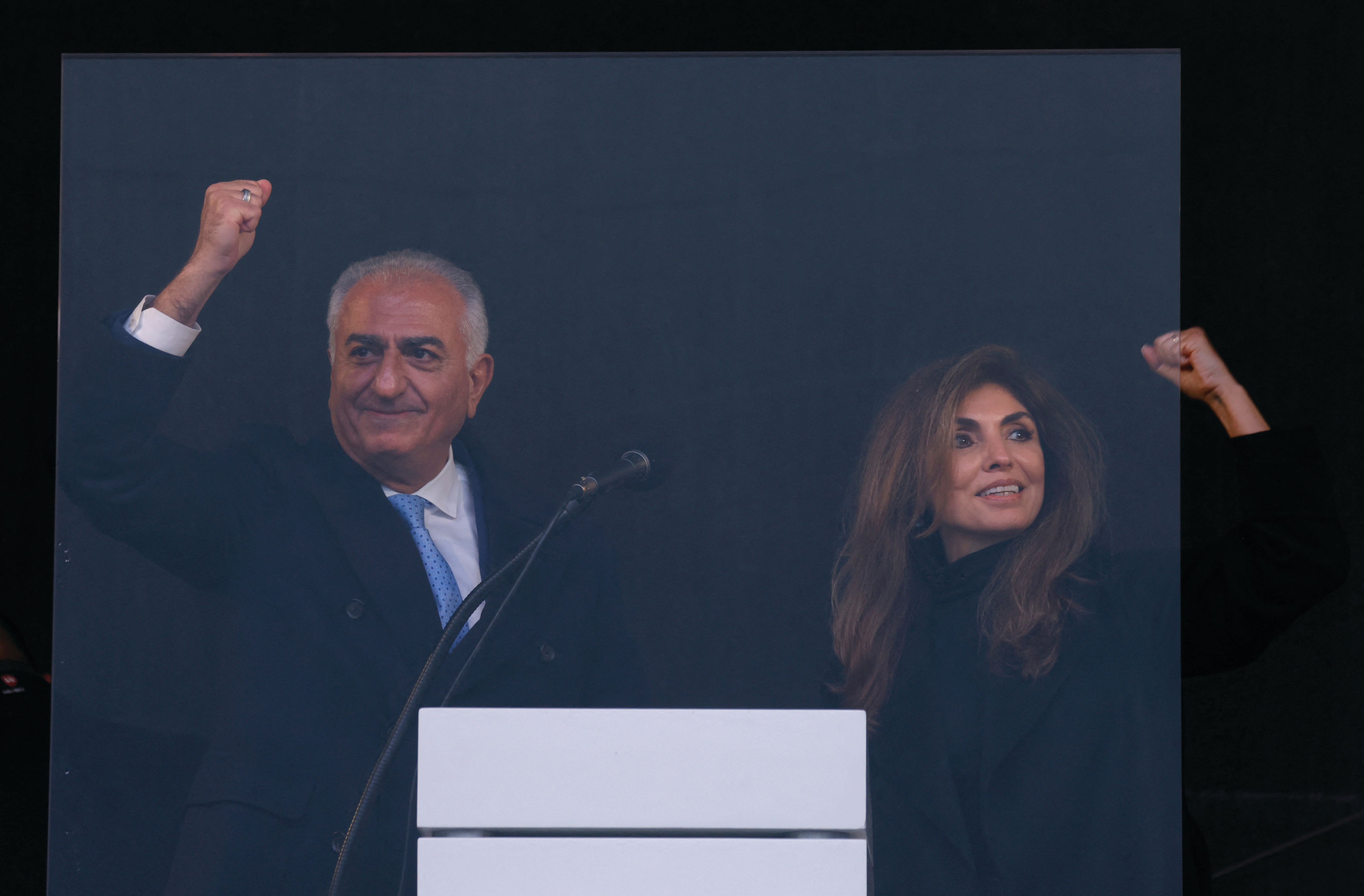 Crowning in Munich: 'Global Day of Rage' is Reza Pahlavi's unofficial ...