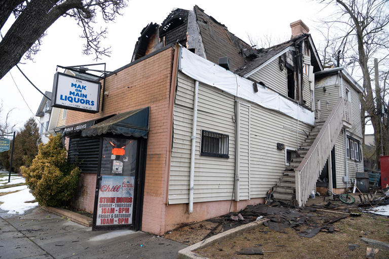 Boarded up Asbury Park liquor store burns again