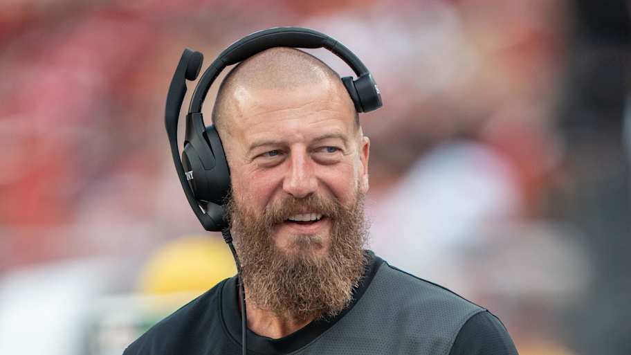 Why Mike Macdonald didn't hire internally for Seahawks' OC job