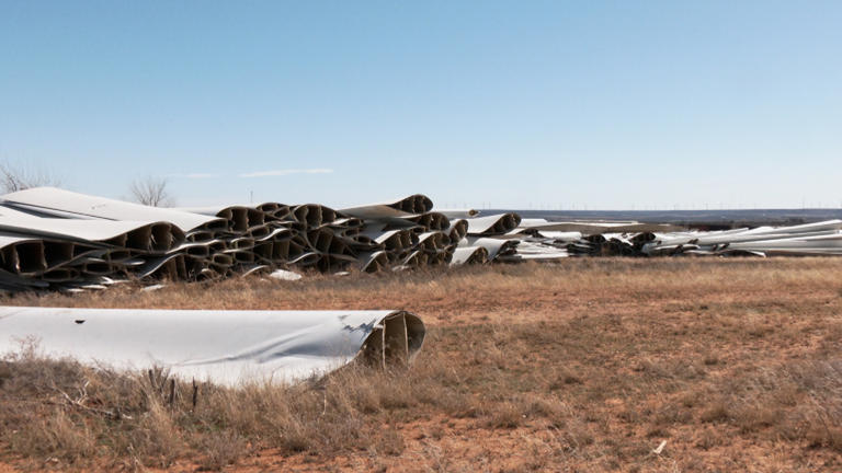 Sweetwater files criminal charges for wind turbine blade dumping