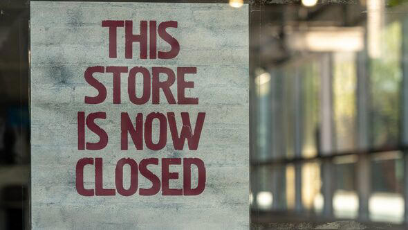 UK retailer plunges into administration - all shops closing down