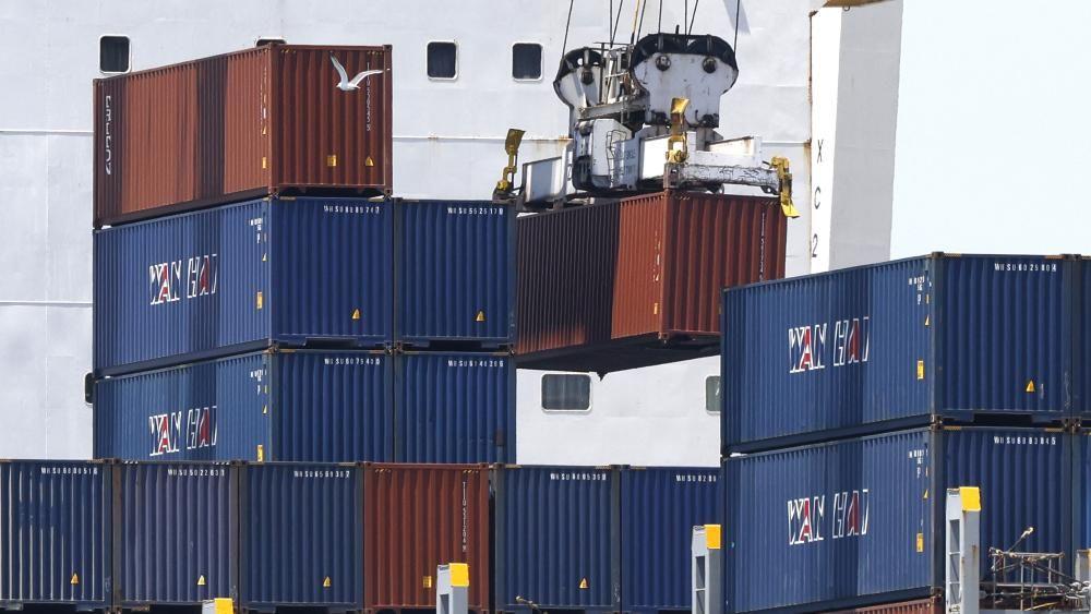 How will Trump's new 10% global tariffs work and what's next?