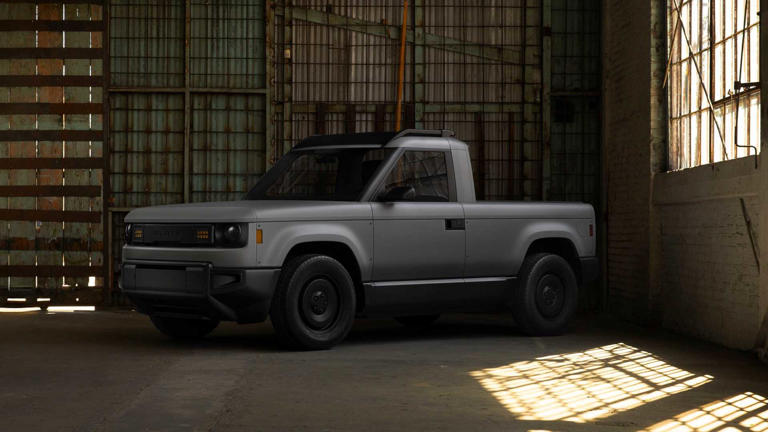 Slate reaffirms 'mid $20s' for cheap truck, official price coming soon