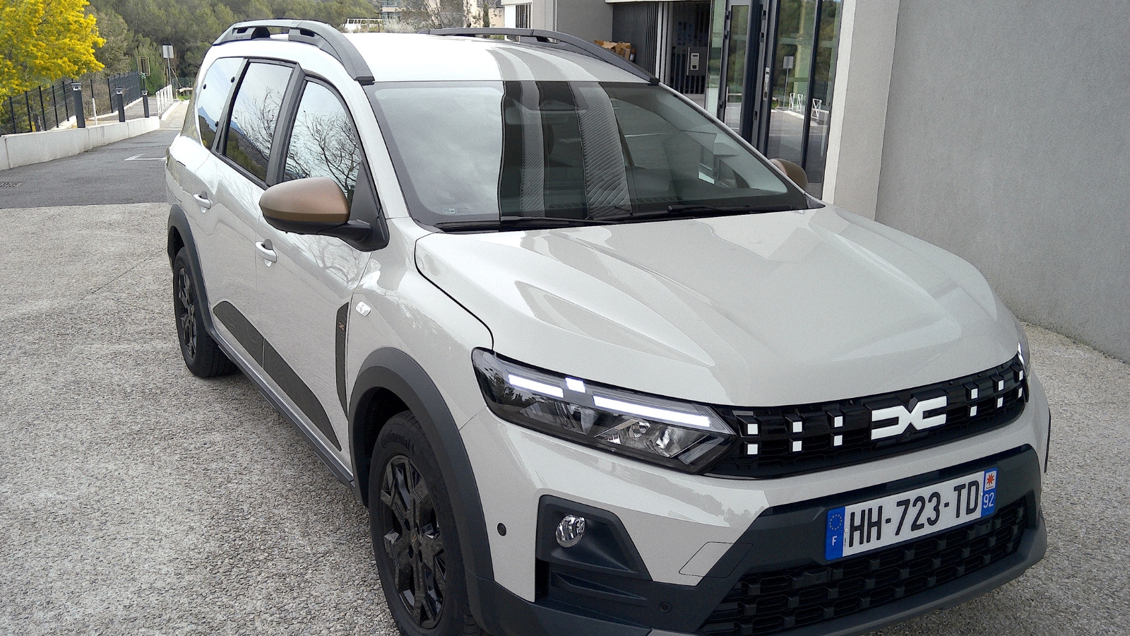 Photos - Nouveau Dacia Jogger restylé (2026) : nos images du break 7 ...
