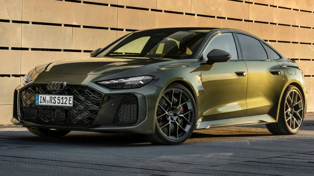 New Audi RS5 goes hybrid - 630 hp PHEV vs old RS5 explained