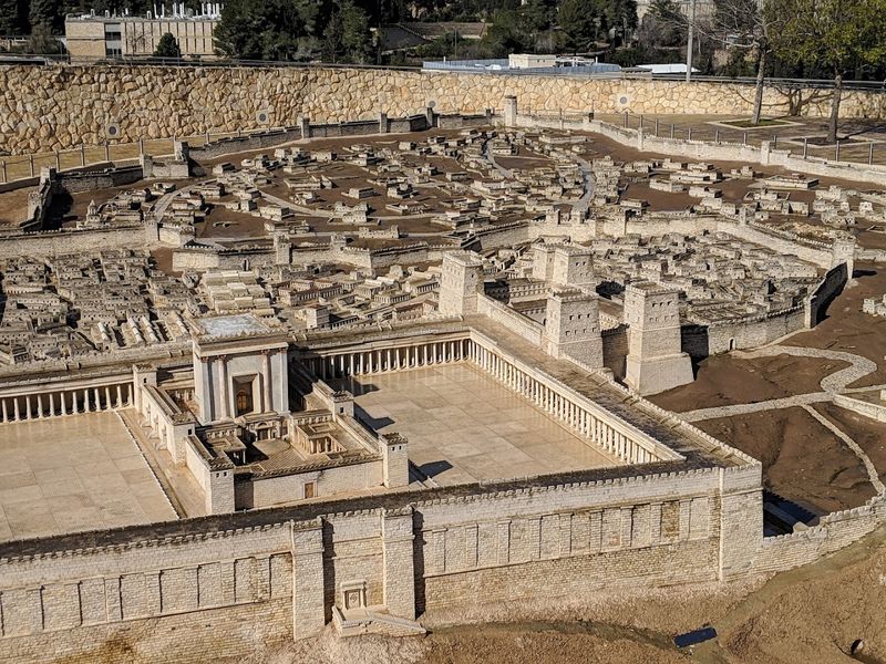 Archaeologists identify 3,000-year-old structure linked to biblical text