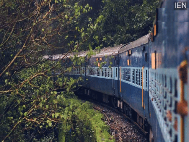 Railways' major decision: Several trains on the Delhi-UP and Bihar ...