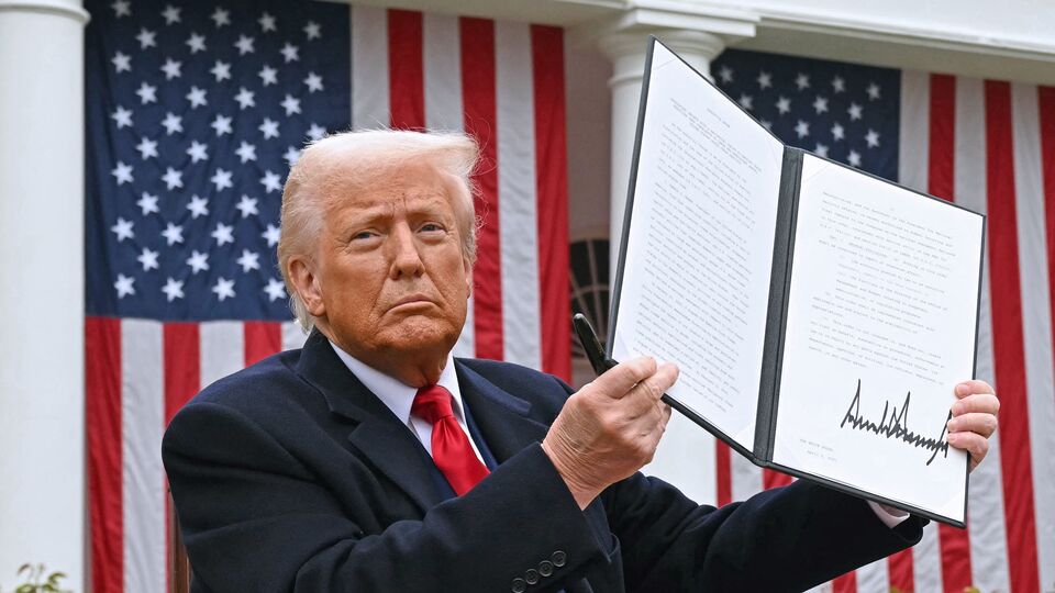 Trump's new 10% tariffs order: What's changed for countries after ...