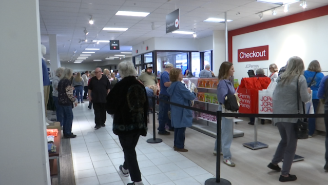 JCPenney in Coal Run reopens after flood damage recovery