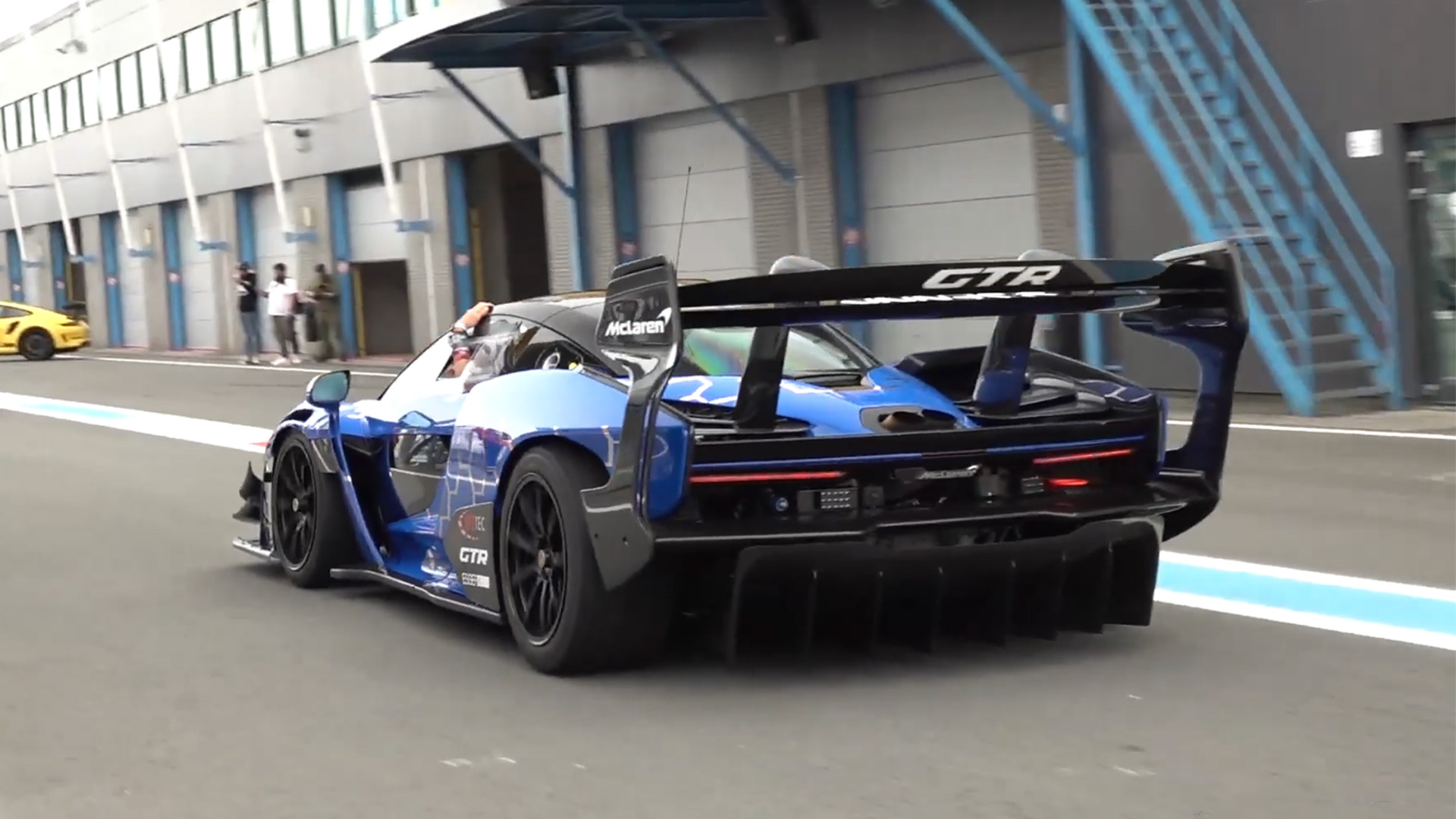 2 Million McLaren Senna GTR Brutal Track Acceleration