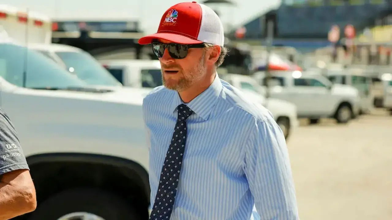 Dale Earnhardt Jr. is feeling like a NASCAR fan again after years of ...