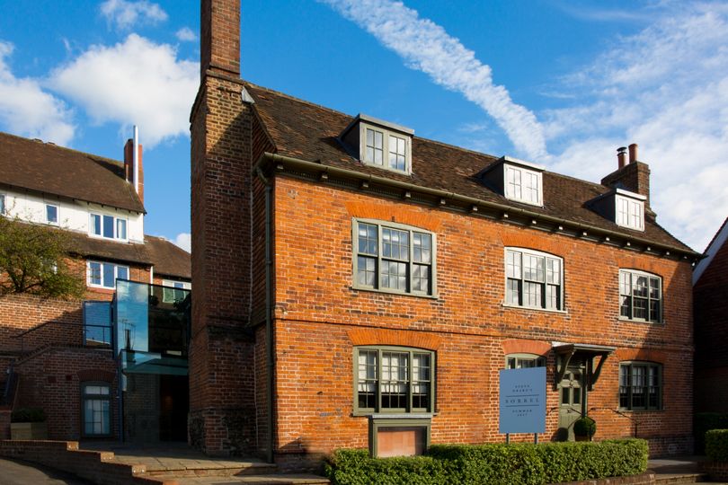 One of Surrey's best restaurants with Michelin star up for sale as ...