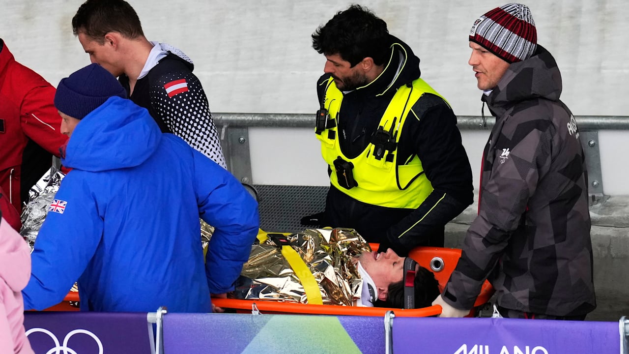 Heftiger Sturz bei 115 km/h - Große Sorgen um Bob-Piloten
