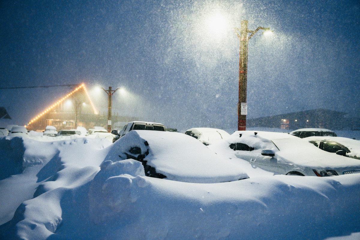 100 inches of snow in seven days: Tracking the deepest storm totals in ...