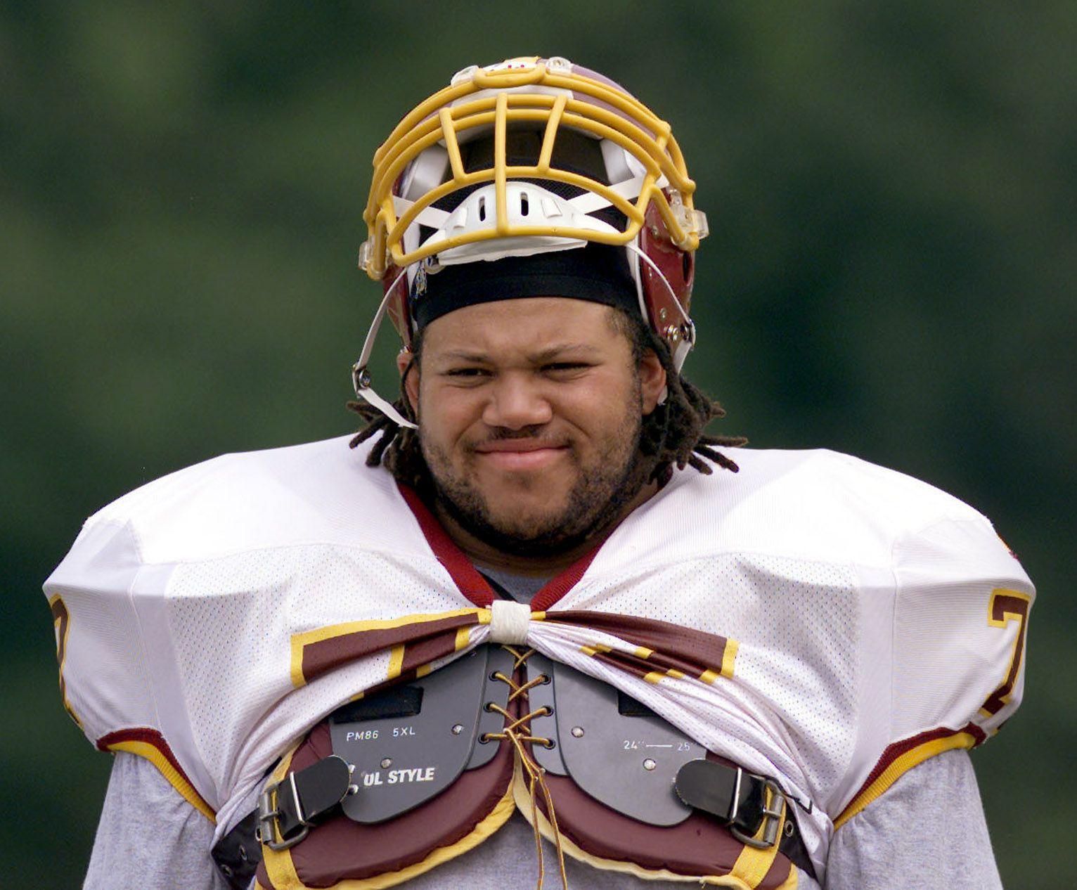 NFL Pro Bowler Tre’ Johnson, dead at 54, found a new calling as a teacher