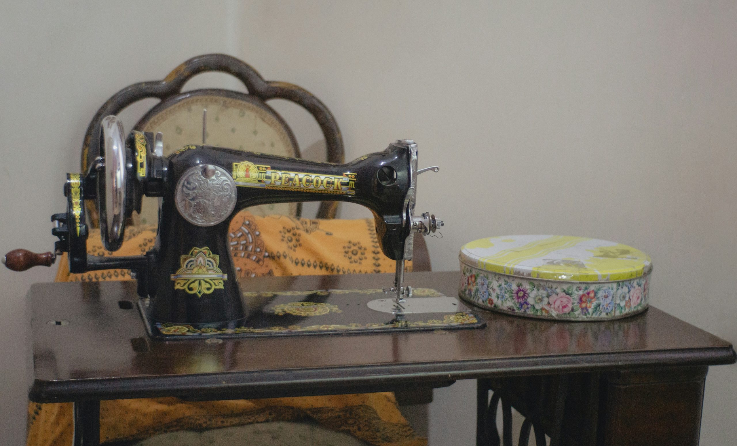 18 vintage sewing room ideas for a modern maker
