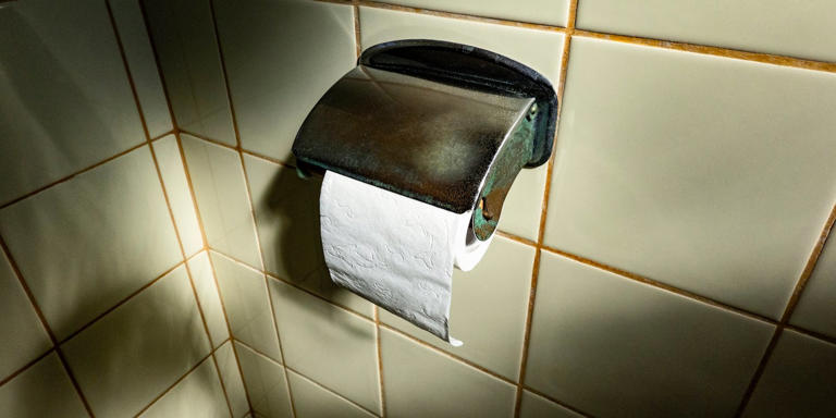 Bad news — you're probably wiping all wrong. Here's what you should be ...