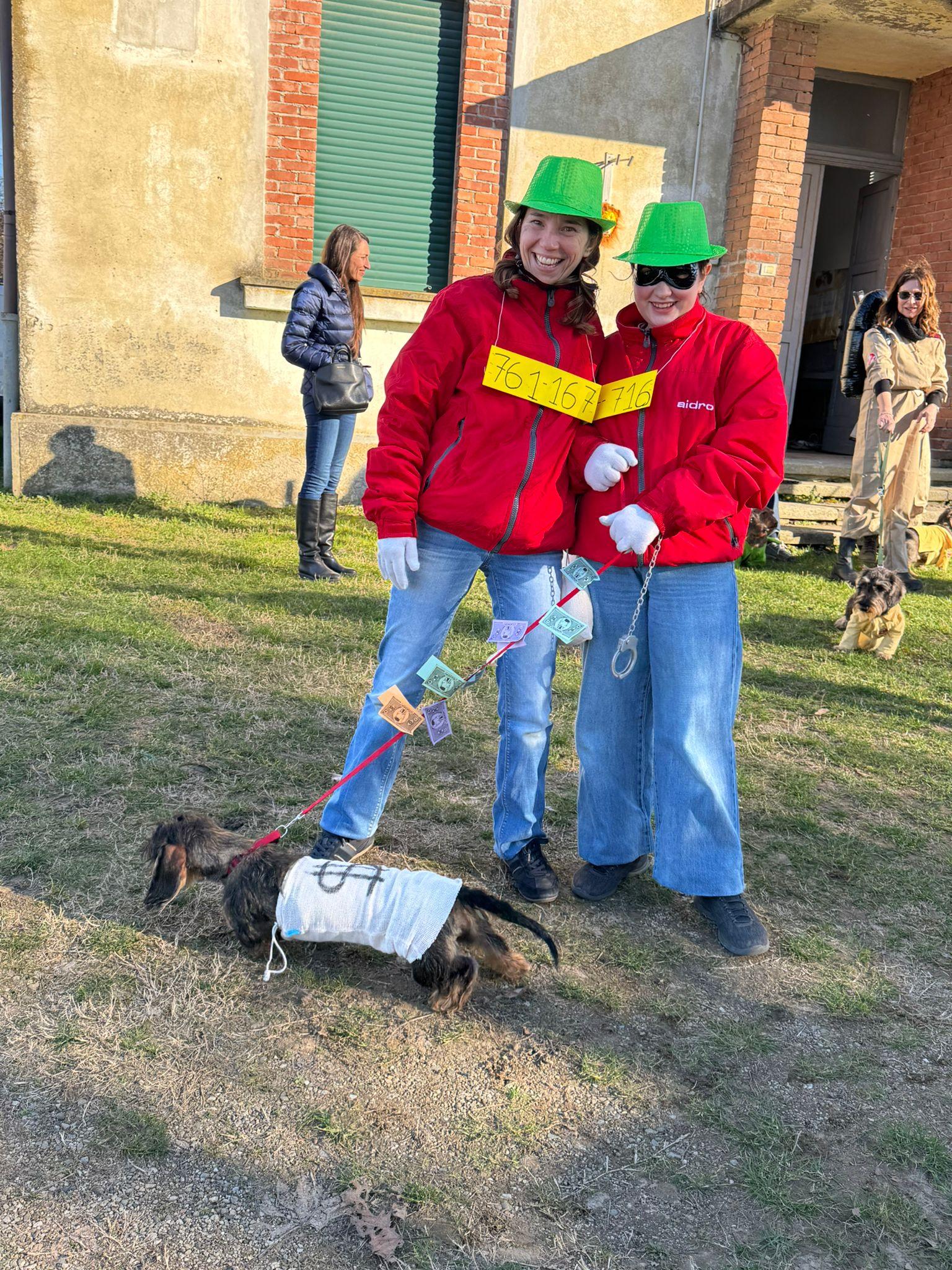 Sfilata di Carnevale a quattro zampe, cani in maschera a Capronno: “Un ...
