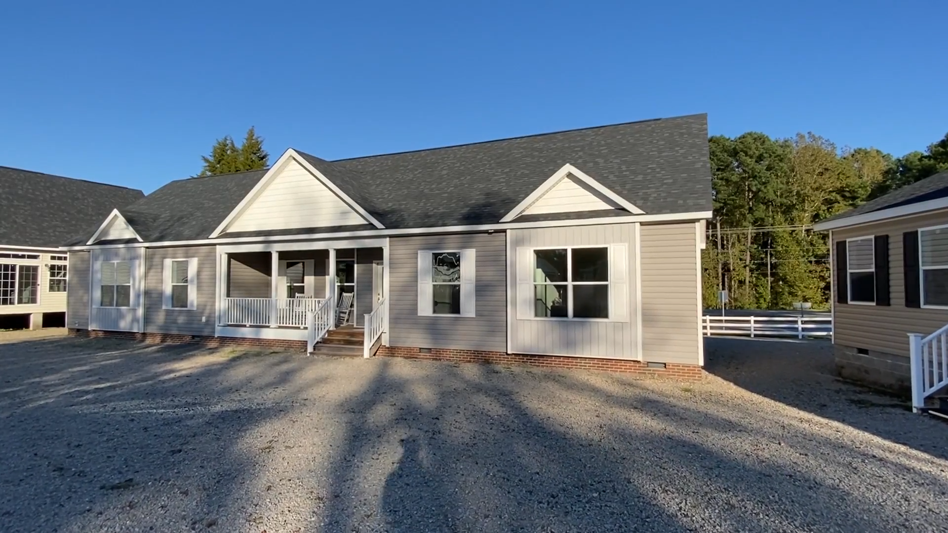 Epic #2 by R-Anell Homes | 3 bed, 2 bath mobile house tour