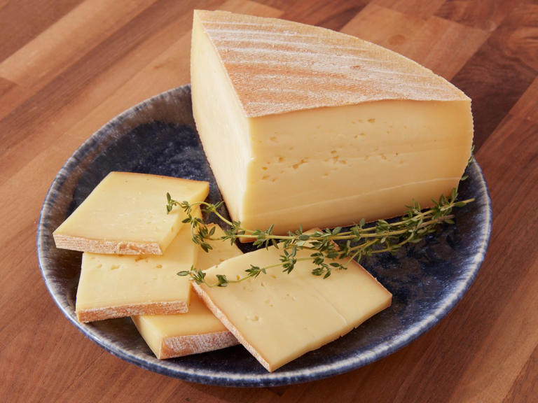 We asked 4 experts to name the best cheese for grilled cheese ...