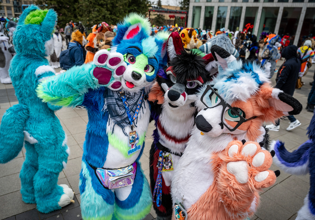 Furry-parad inställd på grund av slask