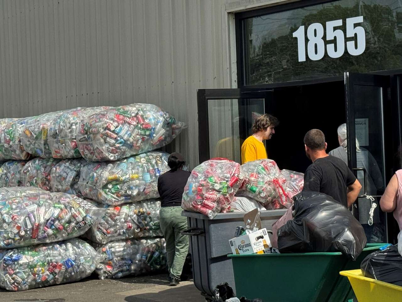 Truckloads of out-of-state cans are coming to CT for the 10-cent ...