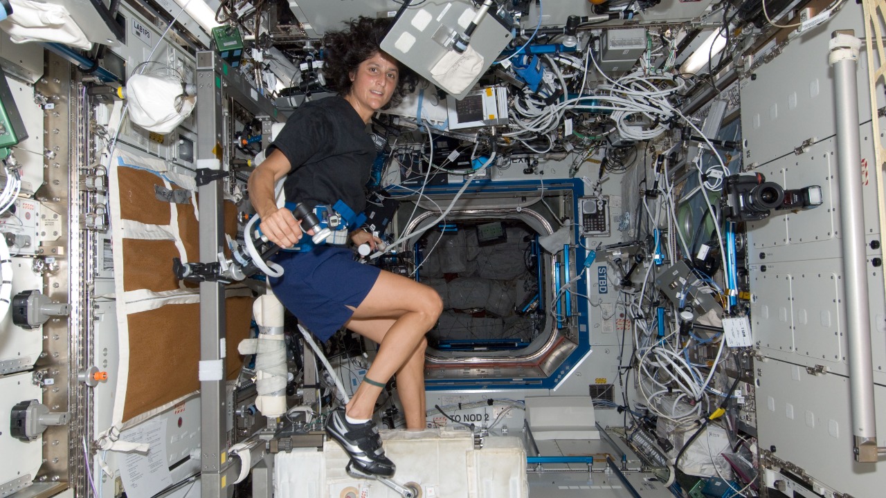 NASA report reveals cascading failures that stranded astronauts for 9 ...