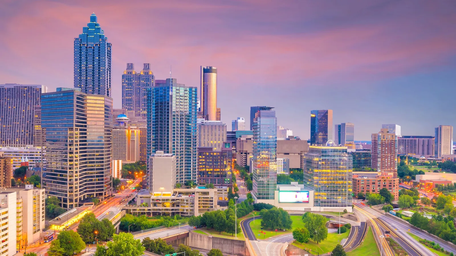 Discover the Southern charm of Georgia, the Peach State