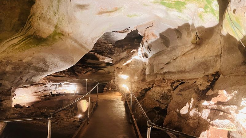 The underground cave tour in Oklahoma is a one-of-a-kind adventure you ...
