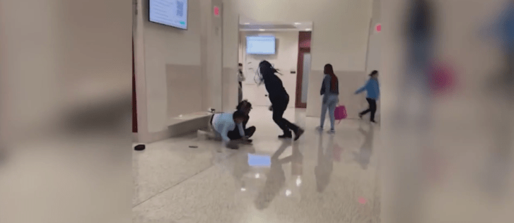 Video: Grieving father attacks son’s accused killer in North Carolina ...